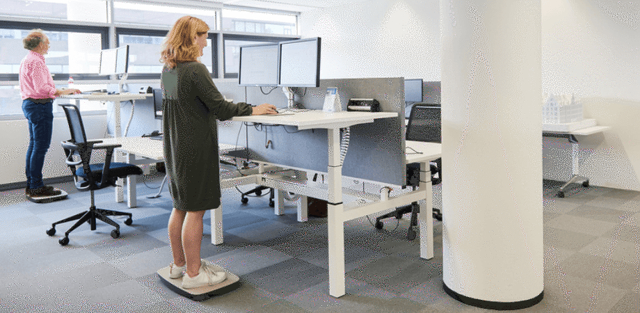 De ultieme gids voor een zit-sta bureau: hoe lang mag je staan ...