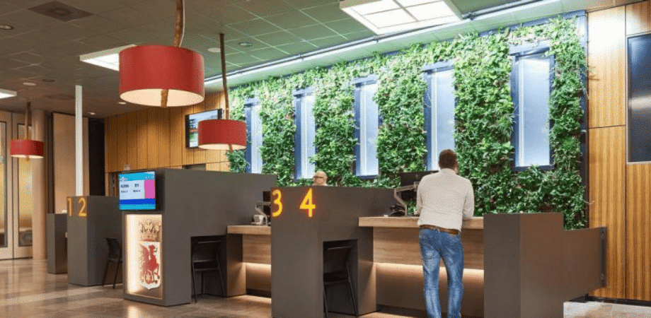 Waarom goede verlichting belangrijk is voor je werkplek - Health2Work