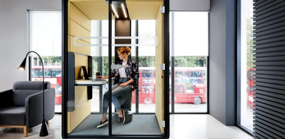 Stilte werkplekken: de oplossing voor de drukke kantoortuin - Health2Work